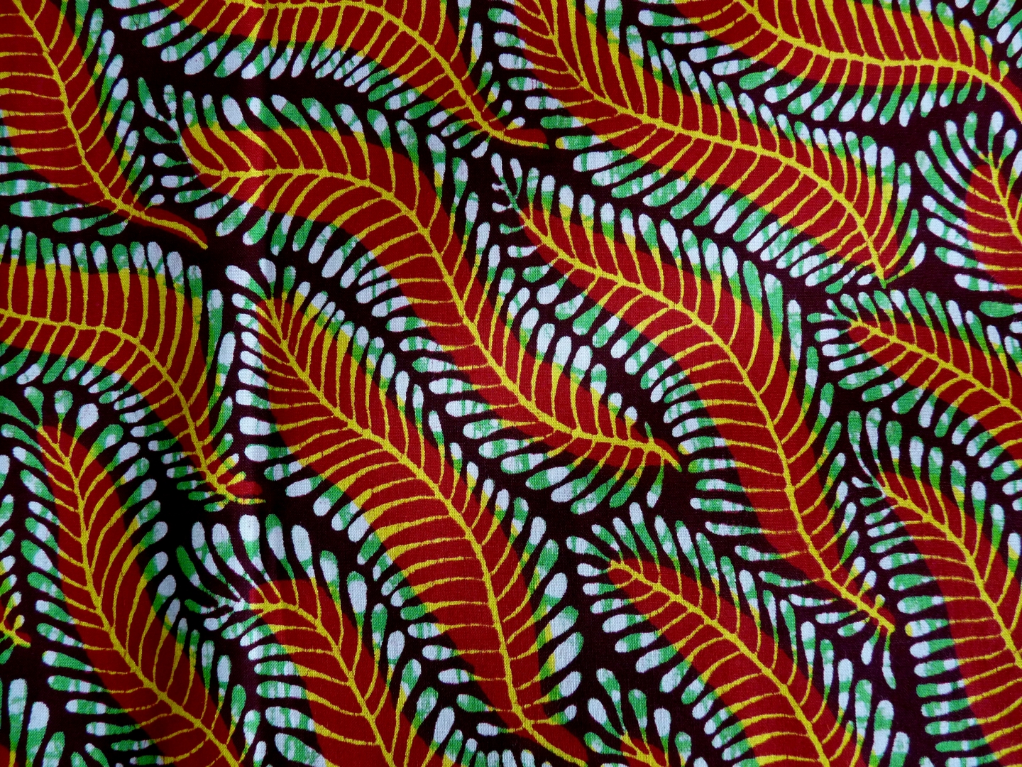 tissus-habillement-coupon-tissu-africain-wax-motifs-1073145-p1190609 ...