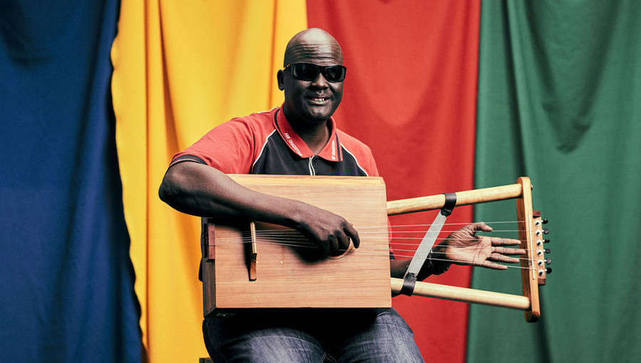 Gordon Koang, Stand Up, Clap Your Hands, Music In Exile, musiquen sud ...