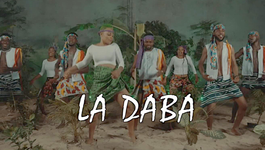 La Daba, le nouveau délire villageois de Serge Beynaud